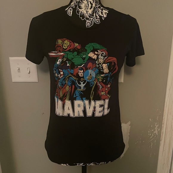 Marvel | Tops | Marvel Tee | Poshmark